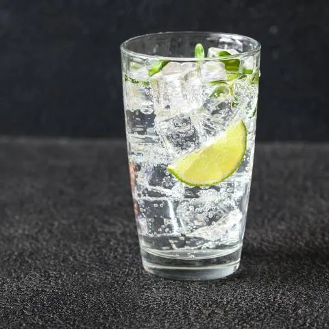 Vodka & Sprite — Рецепт, Состав и Фото Коктейля | Водка-спрайт